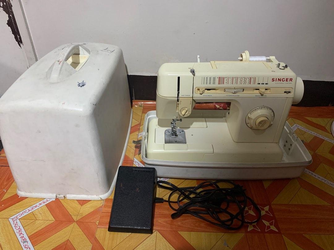 Singer Sawing Machine for Sale!, TV & Home Appliances, Other Home ...