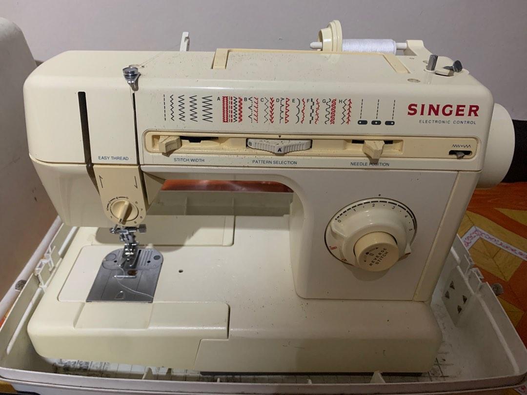 Singer Sawing Machine for Sale!, TV & Home Appliances, Other Home ...