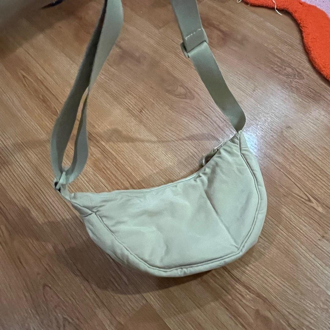 Uniqlo inspired Dumpling Bag, Women's Fashion, Bags & Wallets, Shoulder ...