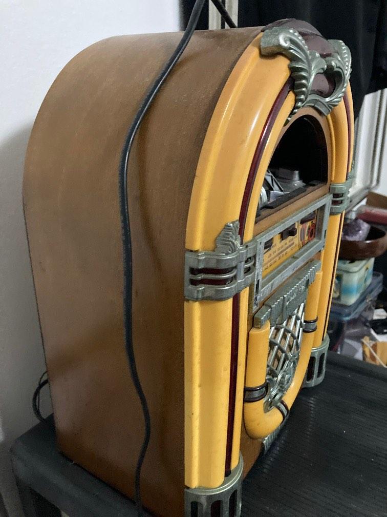 Vintage jukebox radio, Hobbies & Toys, Memorabilia & Collectibles ...