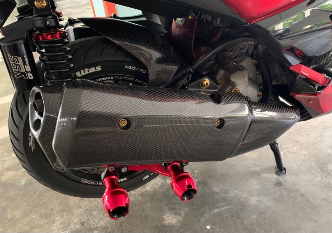 Xmax exhaust cover set ori carbon Kevlar, Motorcycles, Motorcycle ...