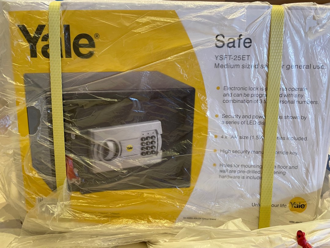 Yale Safe Box YSFT, Furniture & Home Living, Security & Locks, Safe on ...