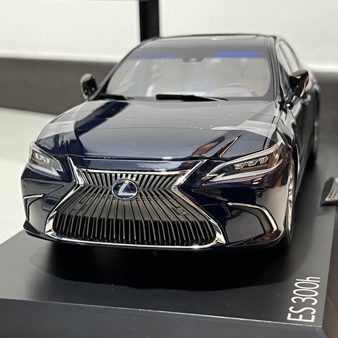 1:18 Lexus ES300H (Blue), Hobbies & Toys, Toys & Games on Carousell