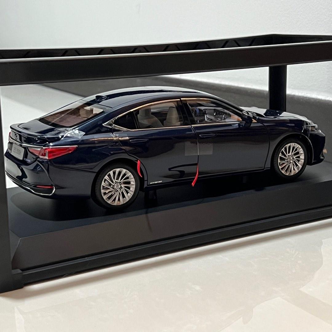 1:18 Lexus ES300H (Blue), Hobbies & Toys, Toys & Games on Carousell