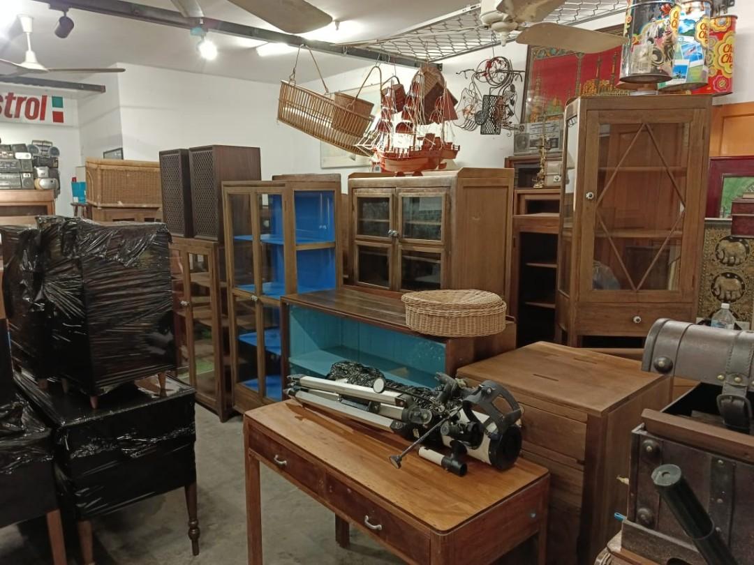 Barang dan almari lama antik Antique, Furniture & Home Living ...