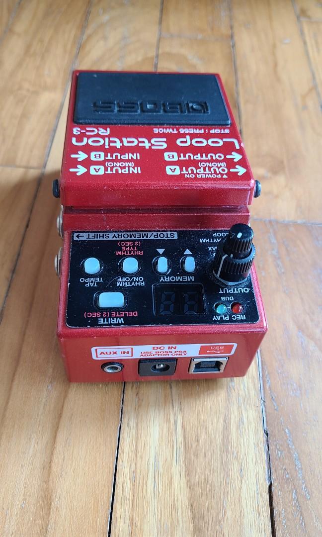 BOSS RC-3 looper pedal w/external pedal, Hobbies & Toys, Music & Media ...