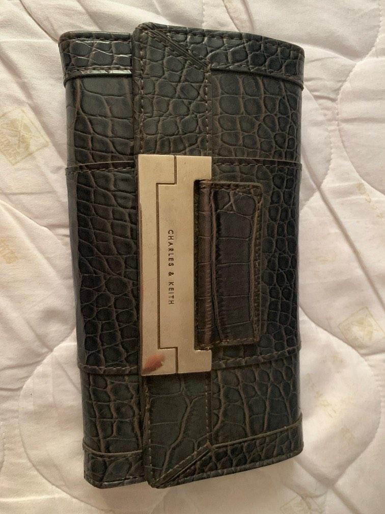 Charles and Keith Wallet, Women's Fashion, Bags & Wallets, Purses ...