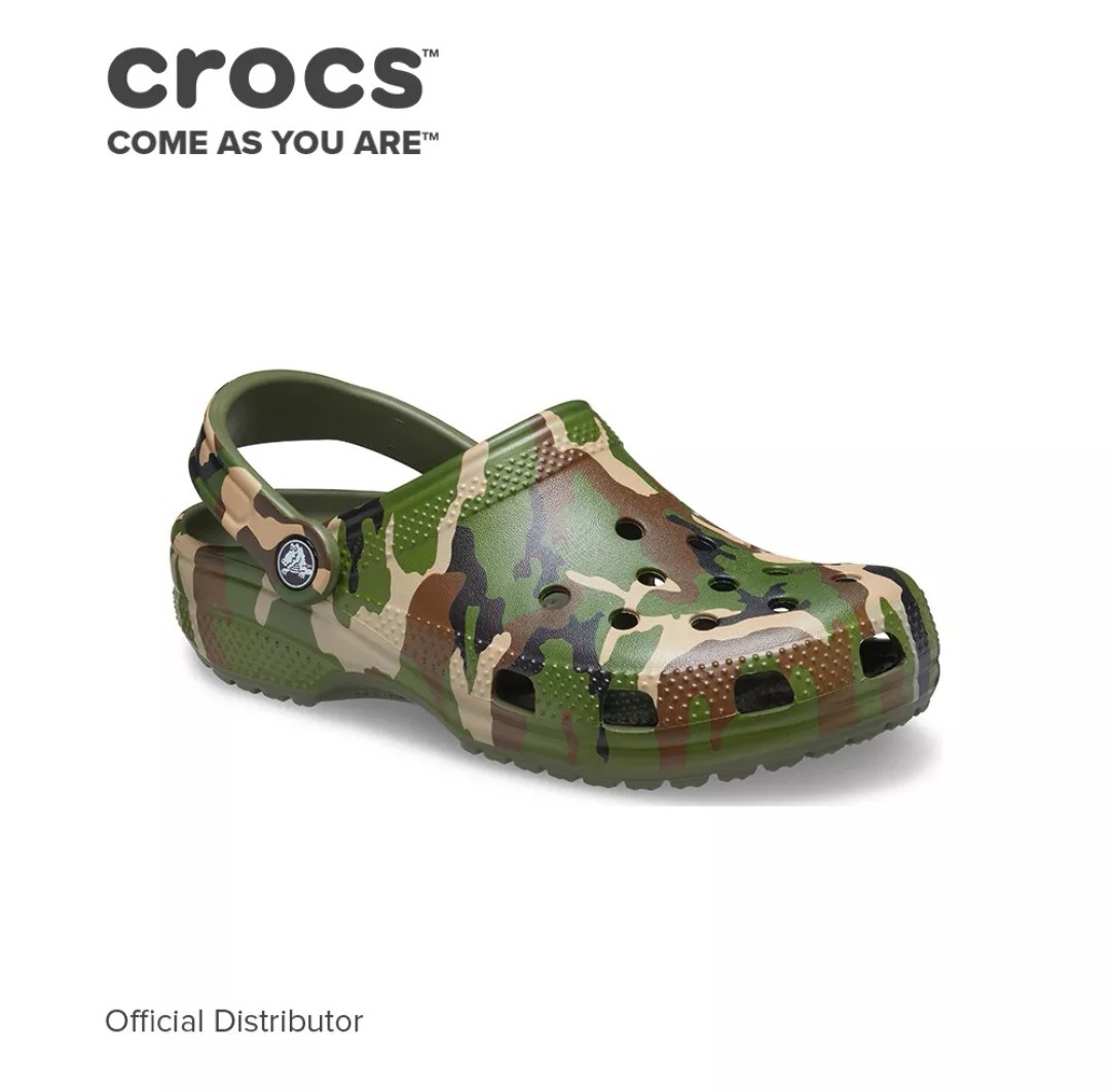 Crocs Original, Men's Fashion, Footwear, Casual Shoes on Carousell