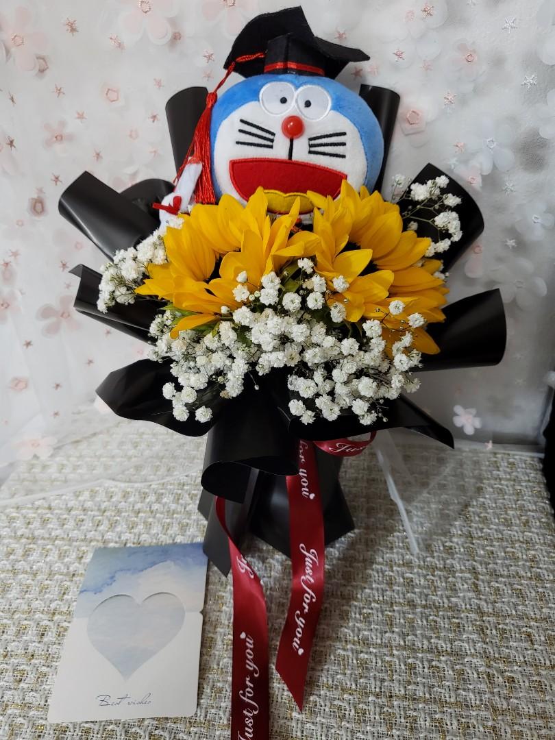 Graduation Bouquet/Fresh sunflower graduation Doraemon soft toy Bouquet ...