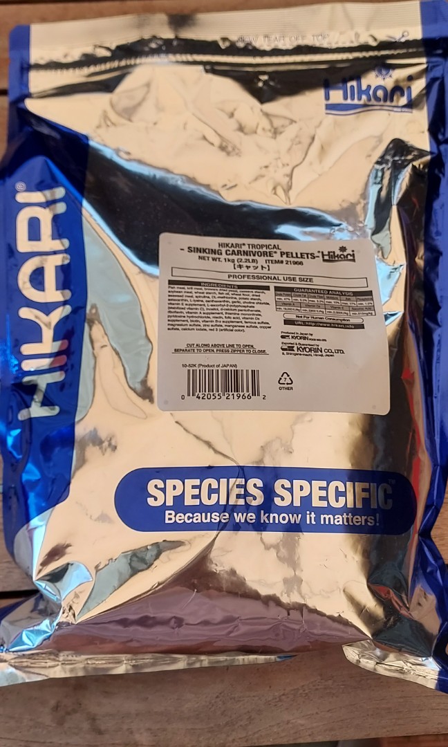 Hikari Fish Food, Pet Supplies, Pet Food on Carousell
