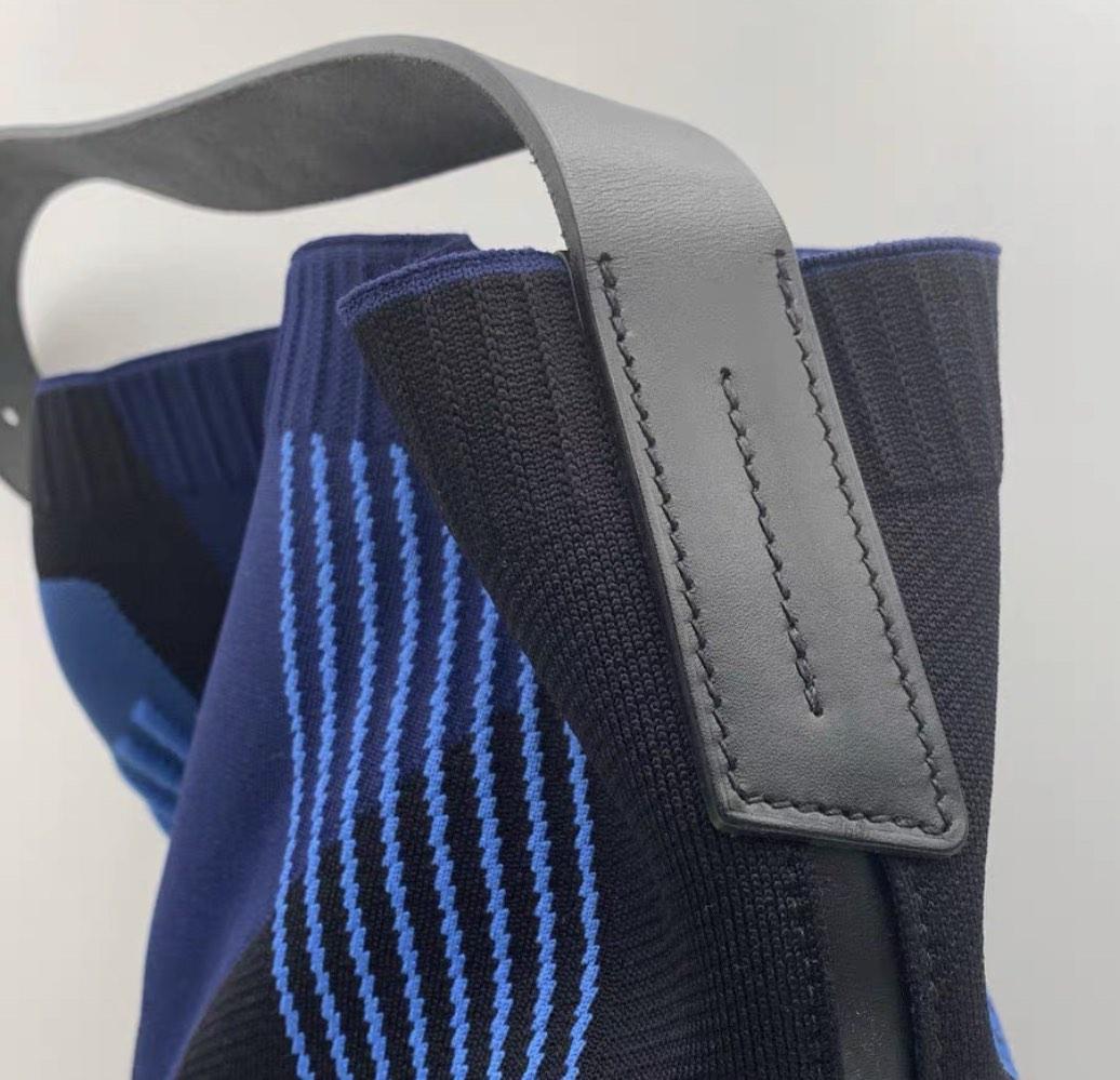 Hermes Etriviere Dynamo Shoulder Bag, 名牌, 手袋及銀包 - Carousell