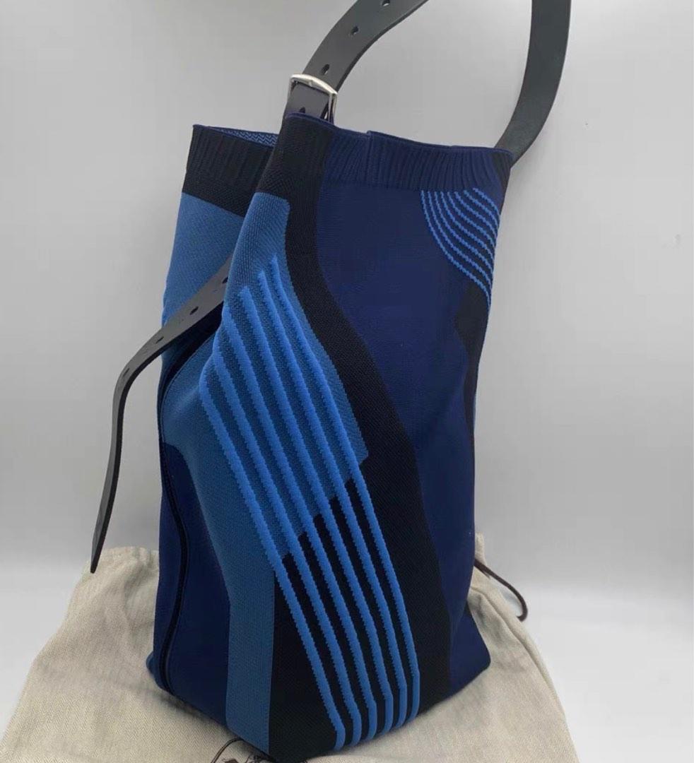Hermes Etriviere Dynamo Shoulder Bag, 名牌, 手袋及銀包 - Carousell