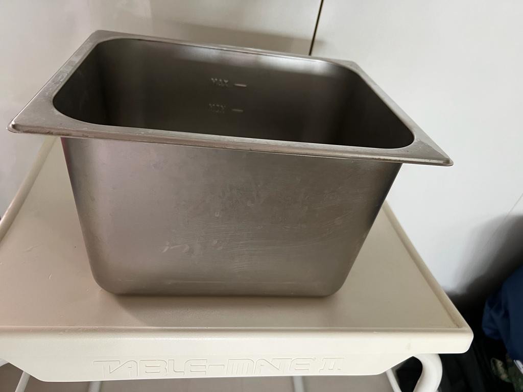 Insert Buffet Pan (20cm depth), Furniture & Home Living, Kitchenware ...