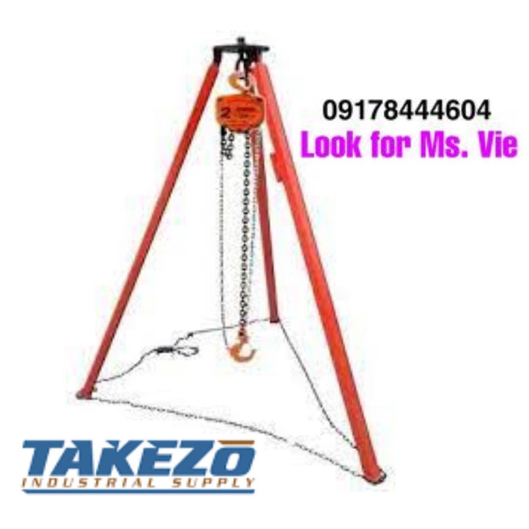 LIFTING TRIPOD WITH CHAIN BLOCK, Commercial & Industrial, Industrial ...