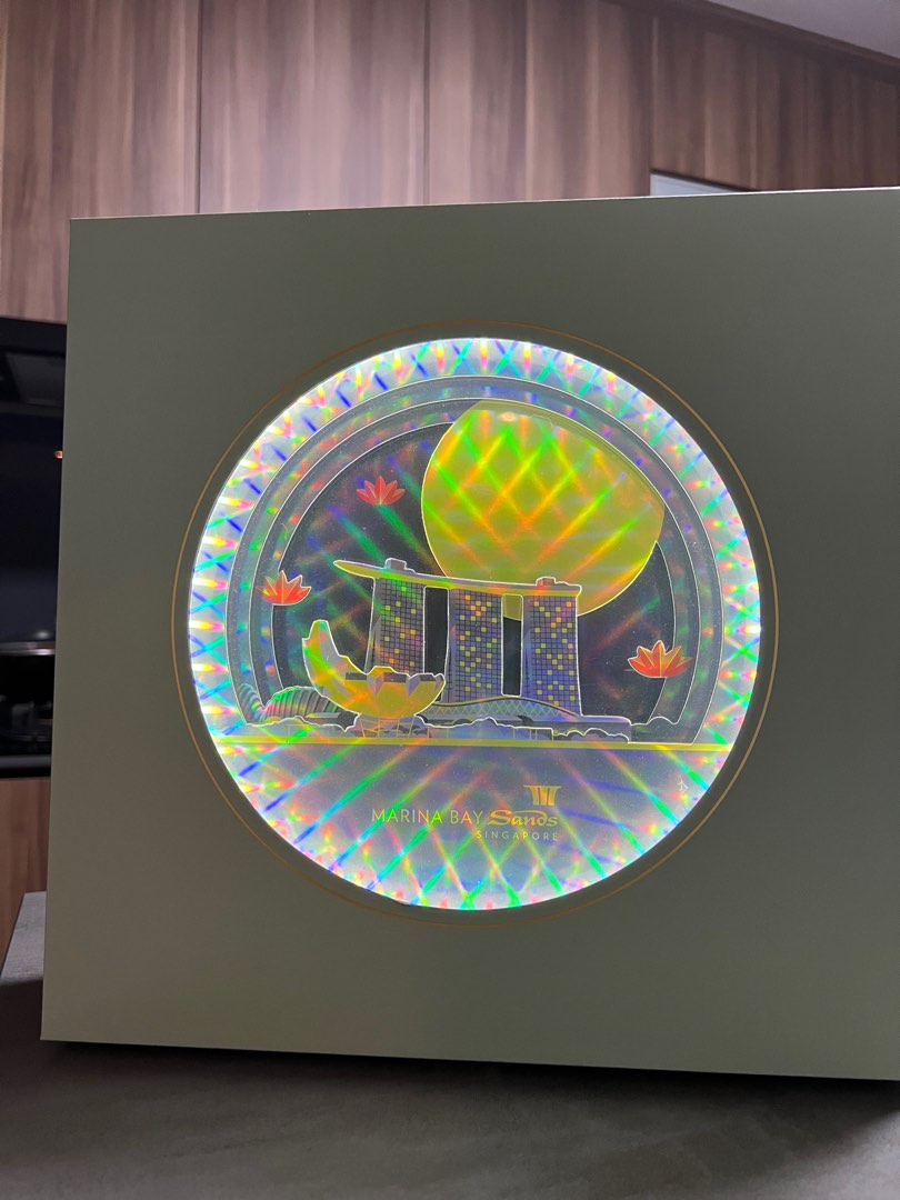 MBS mooncakes box with LED lights, Furniture & Home Living, Kitchenware ...