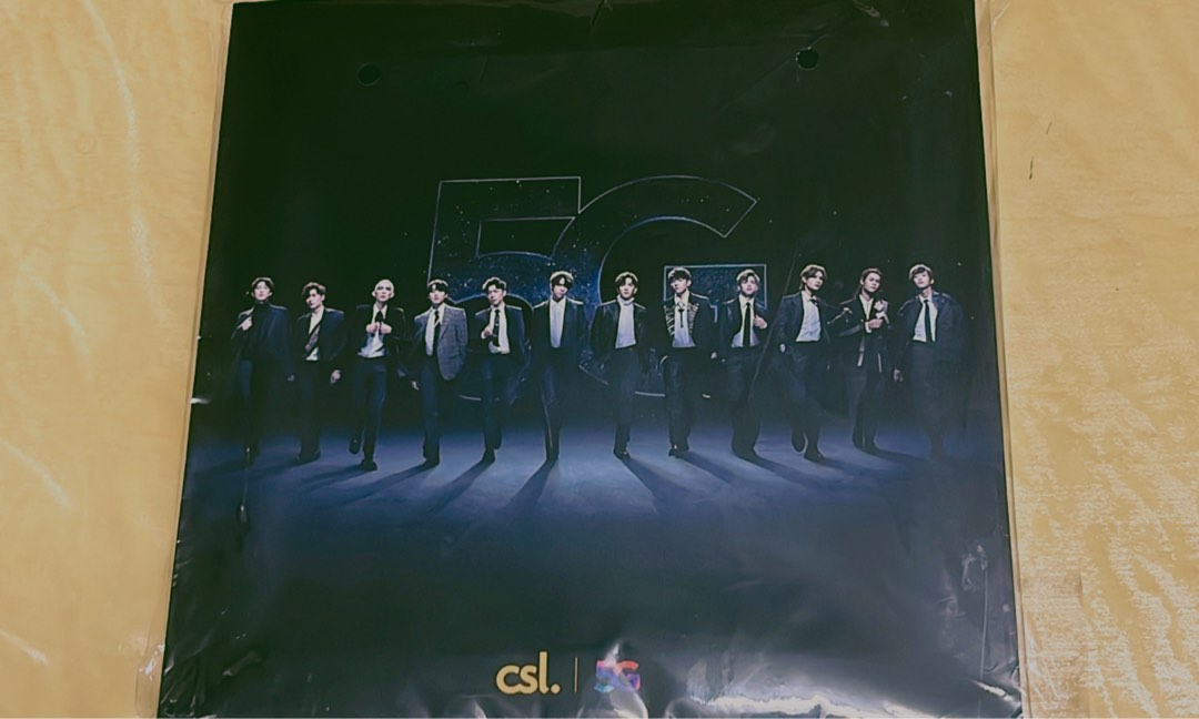 Mirror Csl 5G 月曆, 興趣及遊戲, 收藏品及紀念品, 明星周邊 - Carousell