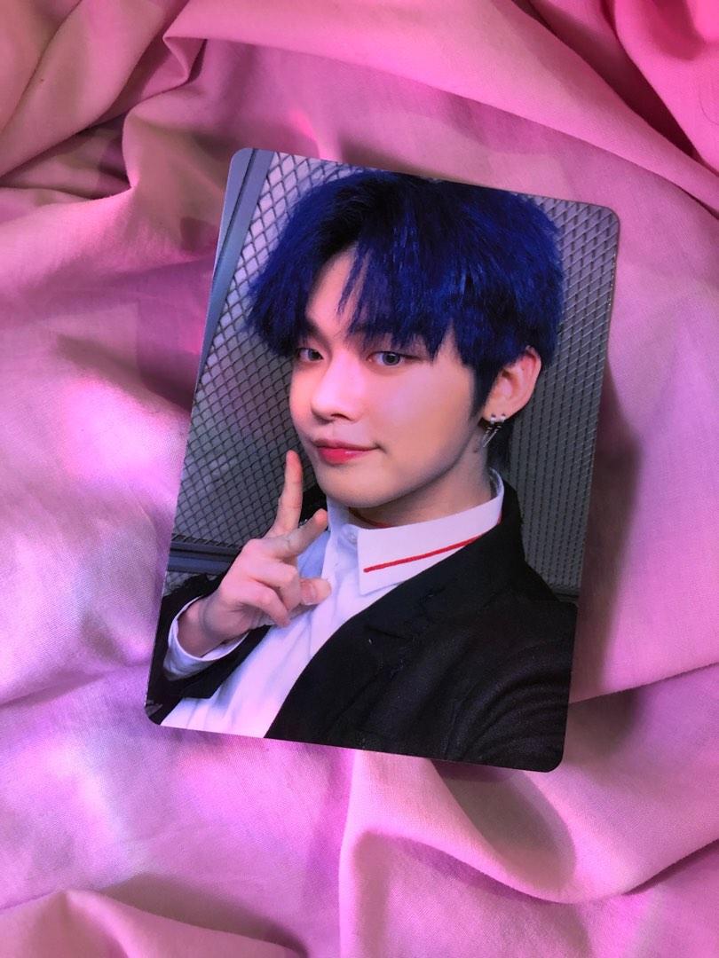 TXT LIGHTSTICK YEONJUN PC, Hobbies & Toys, Memorabilia & Collectibles ...