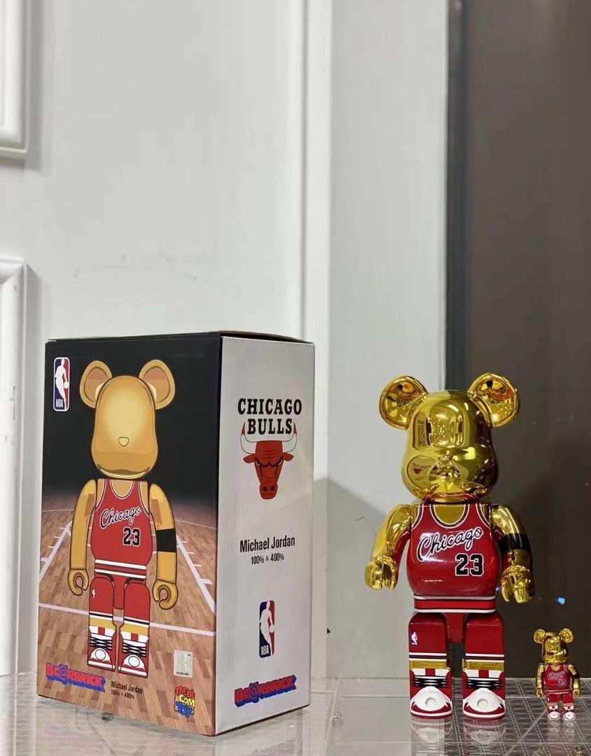 NBA editionMichael Jordan bearbrick, Hobbies & Toys, Memorabilia ...