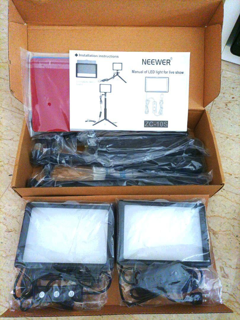 Neewer ZC 10S LED light for live show with Tripod stand lighting set ...