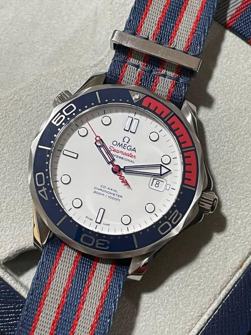 Omega Seamaster Commander James Bond 007 Speedmaster, Men's Fashion ...