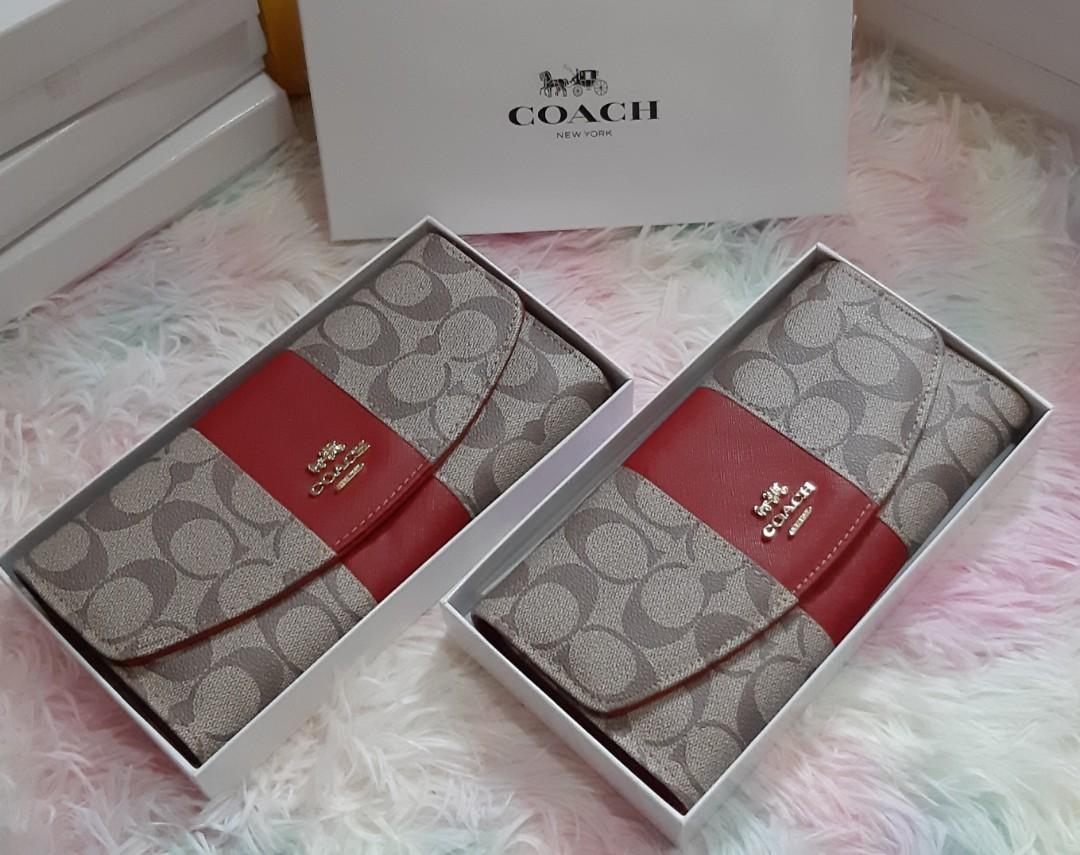 Premium Coach Wallets with Box, Women's Fashion, Bags & Wallets ...