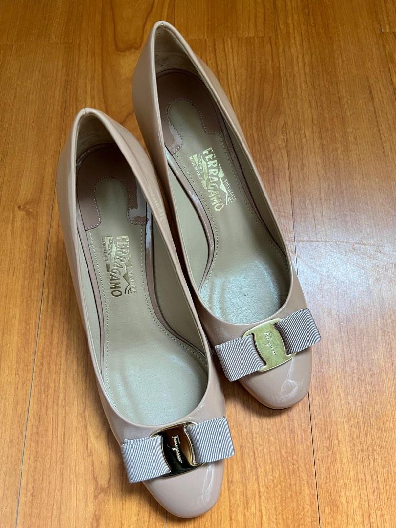 Salvatore Ferragamo Nude Patent Pumps, Women's Fashion, Footwear, Heels on Carousell