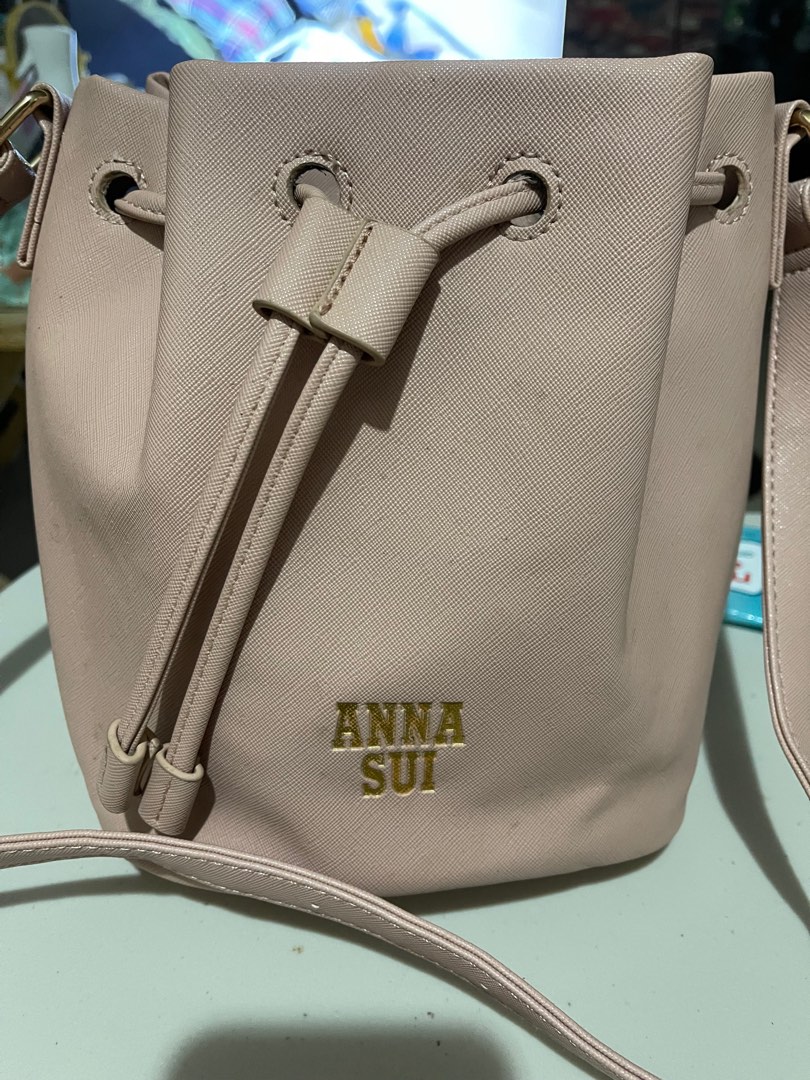 Selling for a friend free sf anna sui bucket bag, Women's Fashion, Bags ...