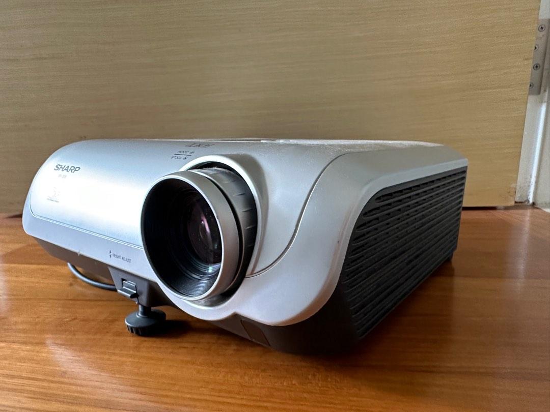 Sharp XR-20S projector, TV & Home Appliances, TV & Entertainment ...
