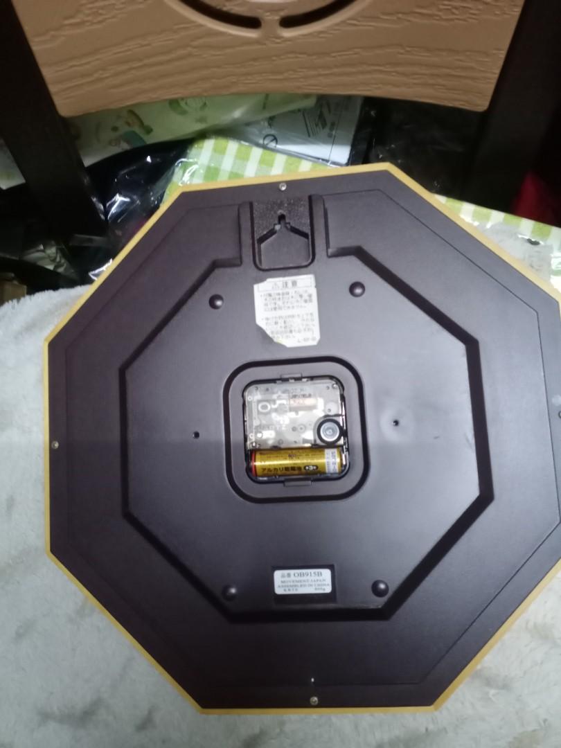 SKP Quartz Wall Clock, Furniture & Home Living, Home Decor, Clocks on ...