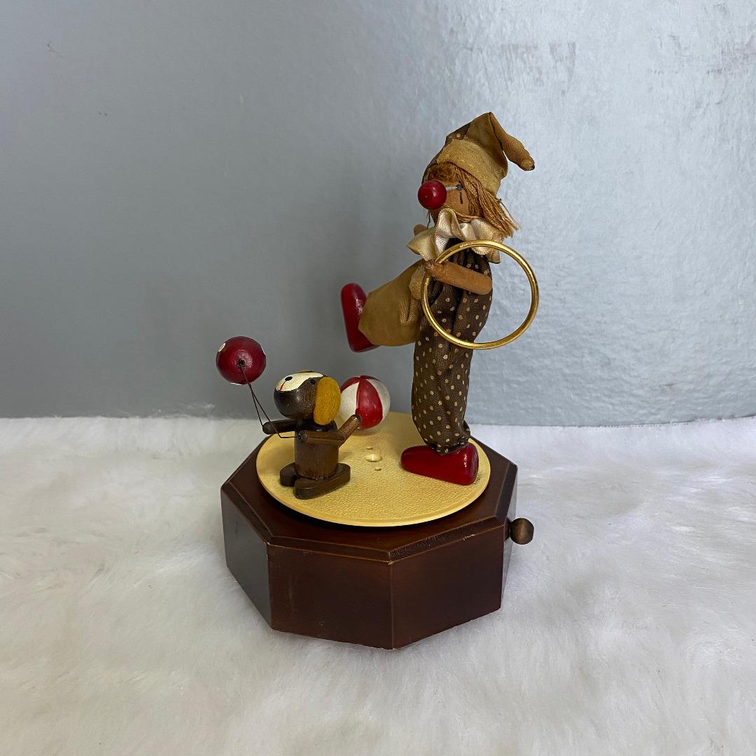 Snowbird Japan Dancing Rotating Circus Clown, Furniture & Home Living ...