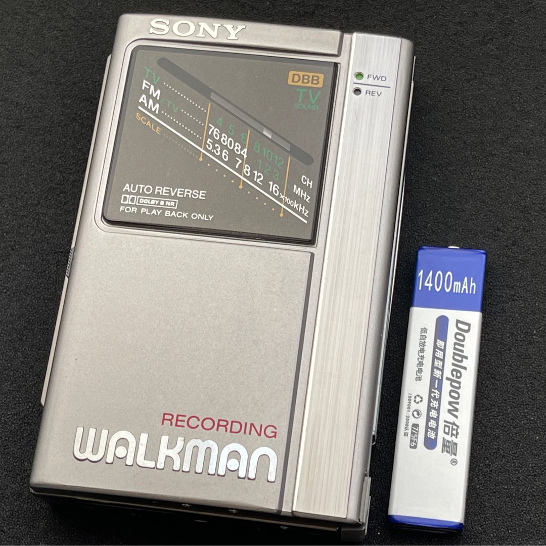 SONY WM-F404 灰機 連電池, 音響器材, 可攜式音響設備 - Carousell
