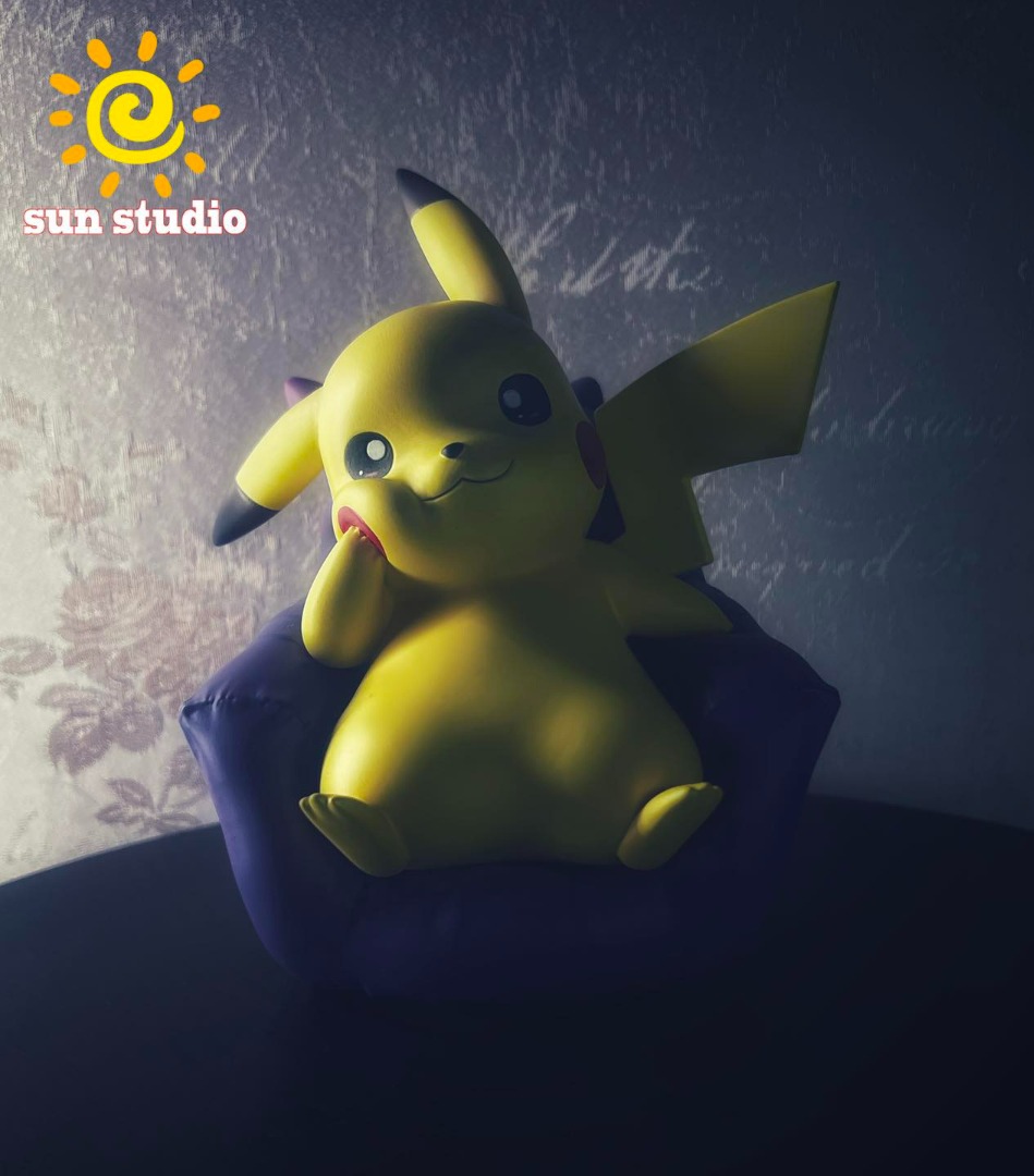 Sun Studio - Pikachu Series - Pikachu On Sofa Gengar, Hobbies & Toys ...