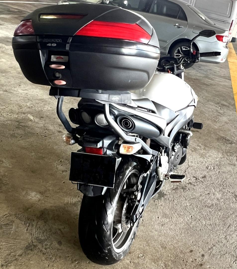 SUZUKI GSR400 ABS, Motorcycles, Motorcycles for Sale, Class 2A on Carousell