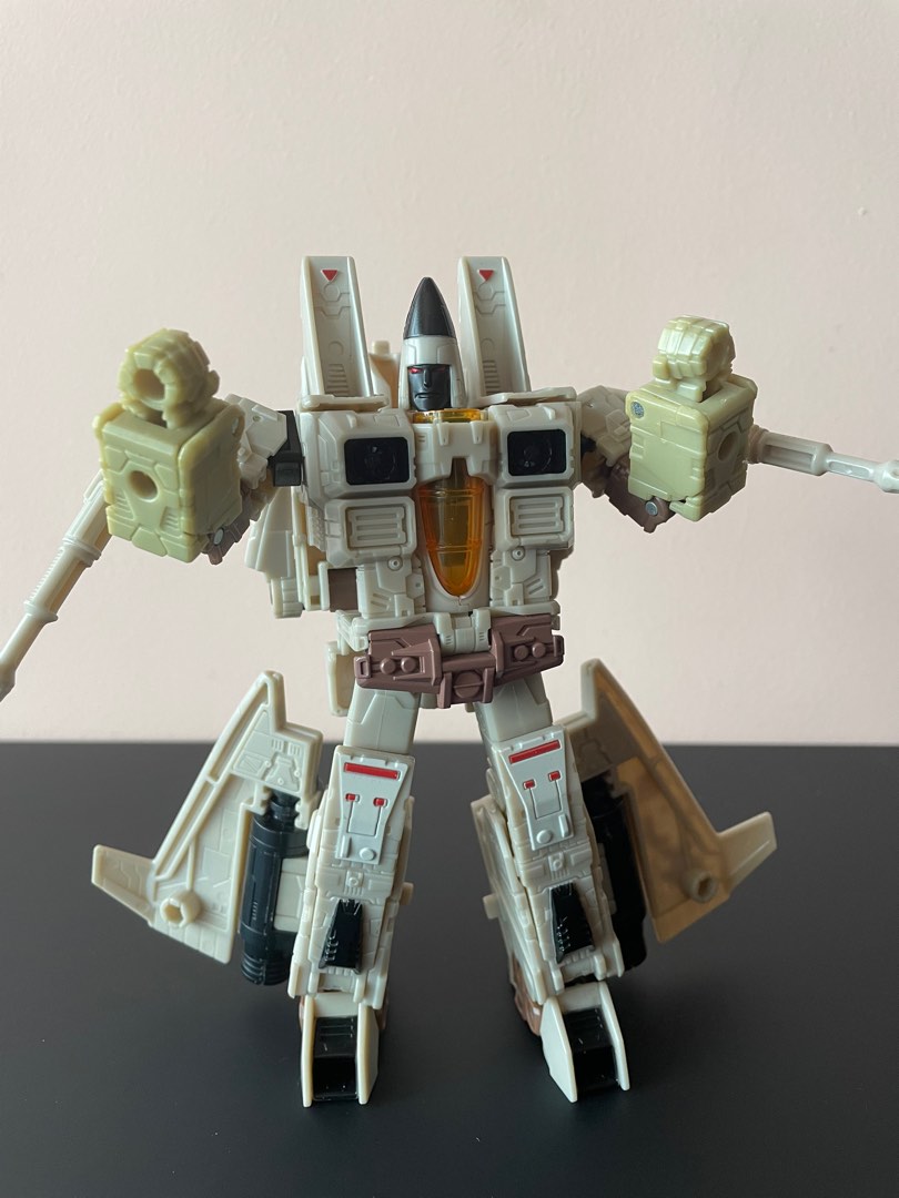 Transformers Sandstorm exclusive, Hobbies & Toys, Toys & Games on Carousell