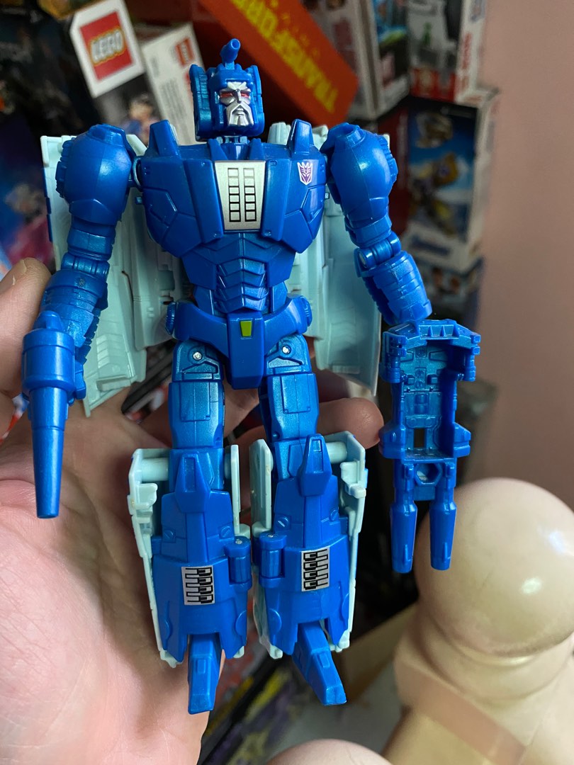 Transformers Titans Return Scourge Deluxe complete, Hobbies & Toys ...