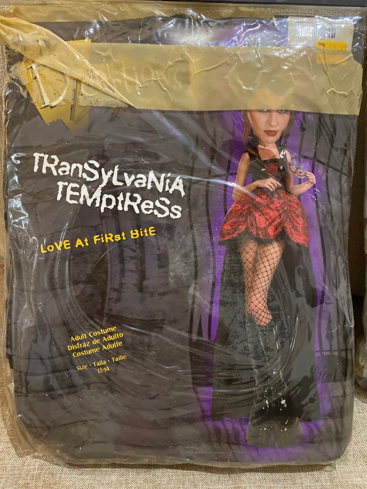 Transylvania Temptress Costume, Women's Fashion, Dresses & Sets ...