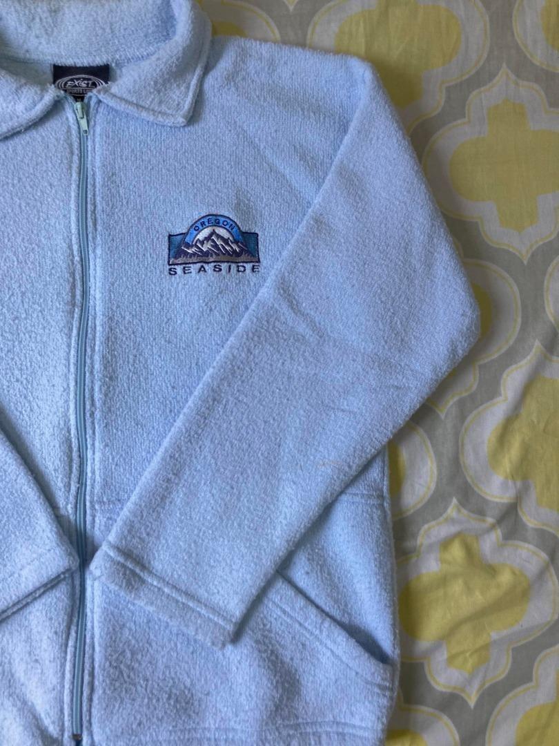Vintage Exist sportsline Powder Blue Sweater, Men's Fashion, Coats ...