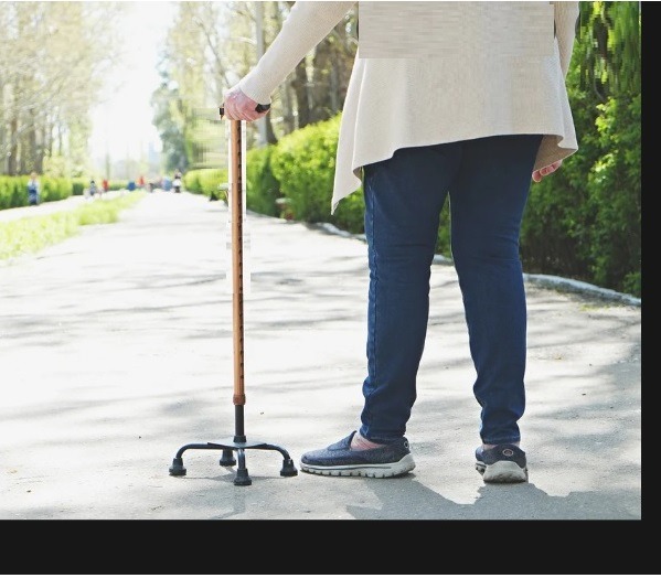 High quality Walking Stick Quad Cane Narrow Base adjustable level Anti ...