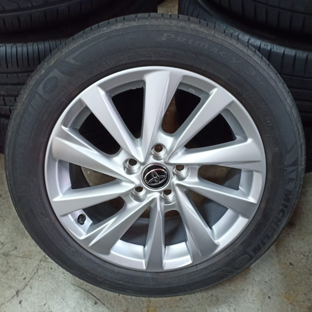 17" Toyota Camry Original rims & Primacy 3 tyres, Car Accessories ...