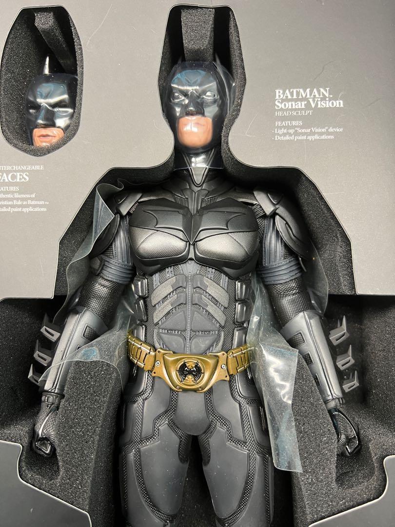 全新 Hottoys DX02 The Dark Knight Batman, 興趣及遊戲, 玩具 & 遊戲類 - Carousell