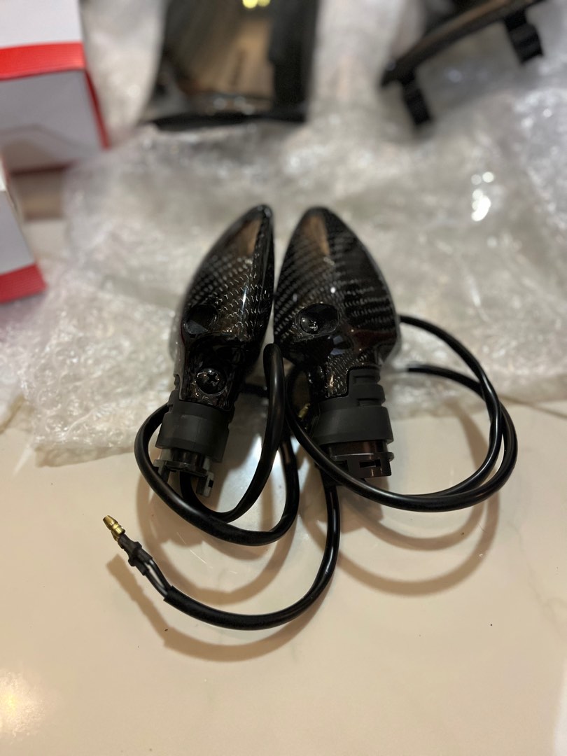 Aerox/Sniper signal light, Motorcycles, Motorcycle Accessories on Carousell