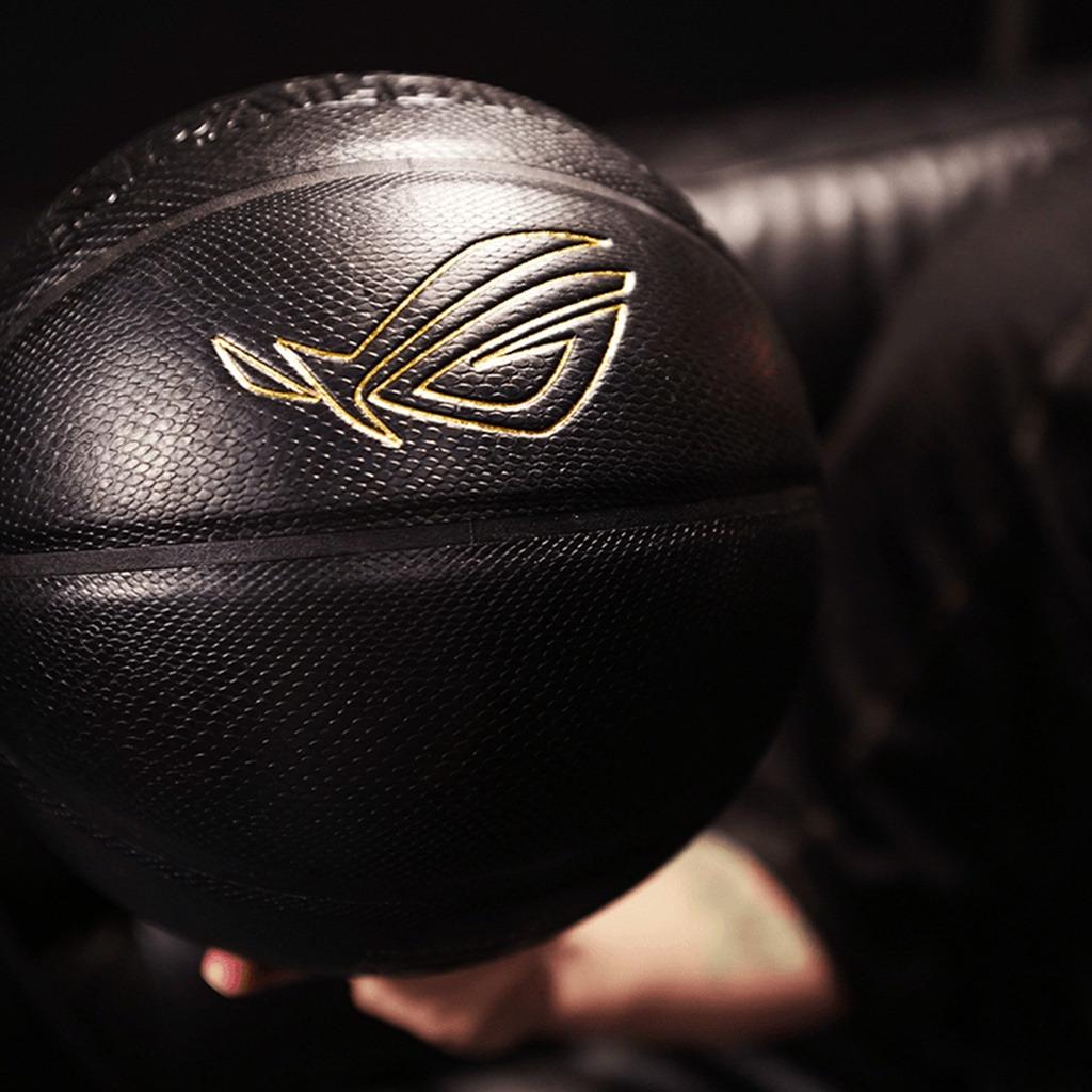 Asus ROG x Spalding Basketball Limited Edition Pixelated ROG Markings ...