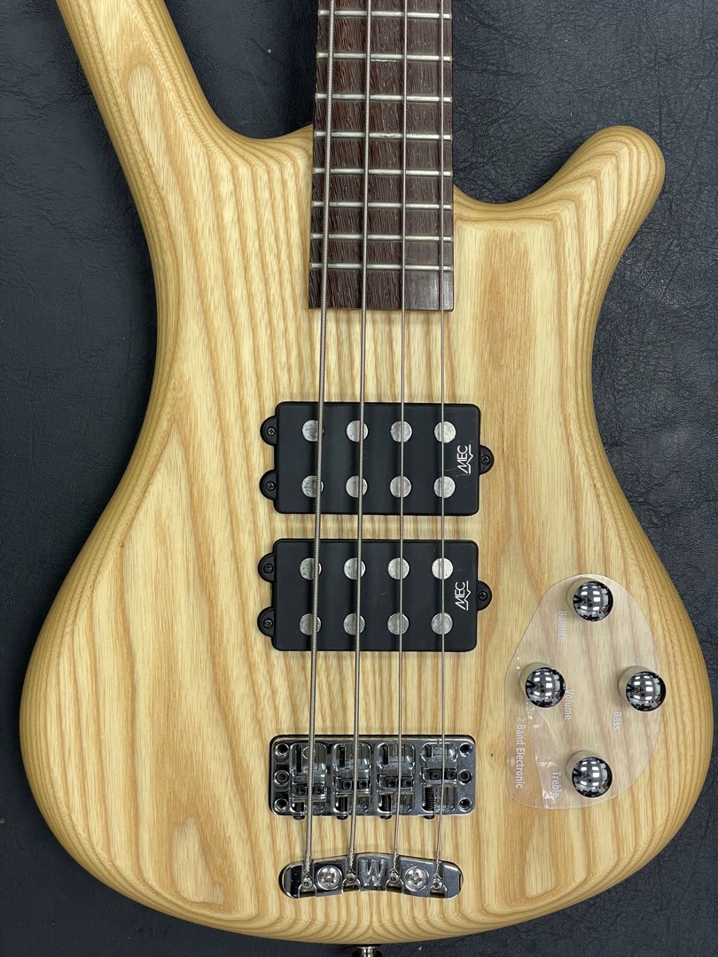 Warwick Rock Bass guitar, 興趣及遊戲, 音樂樂器 & 配件, 樂器 - Carousell