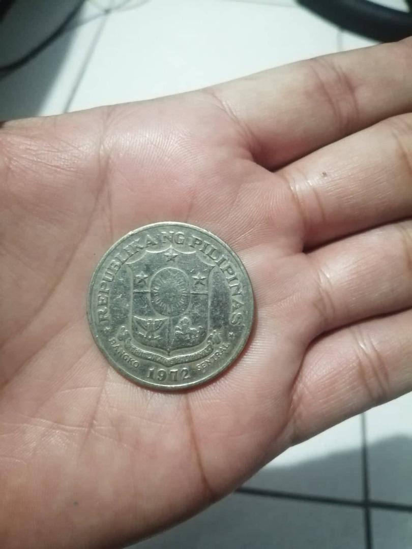 BIG PISO - Old Coin 1972 & 1974 - Jose Rizal Collectibles, Hobbies ...