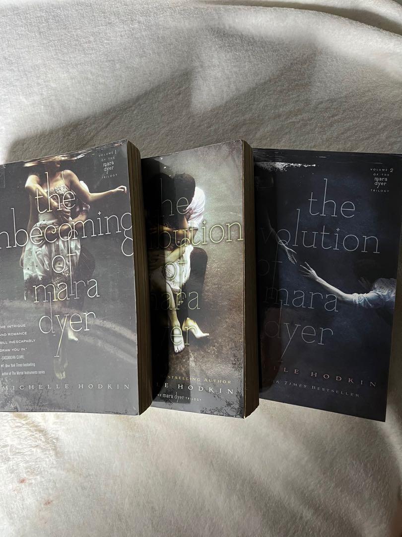 Booktok (Helen Hoang, Rosie Danan, Michelle Hodkin), Hobbies & Toys ...