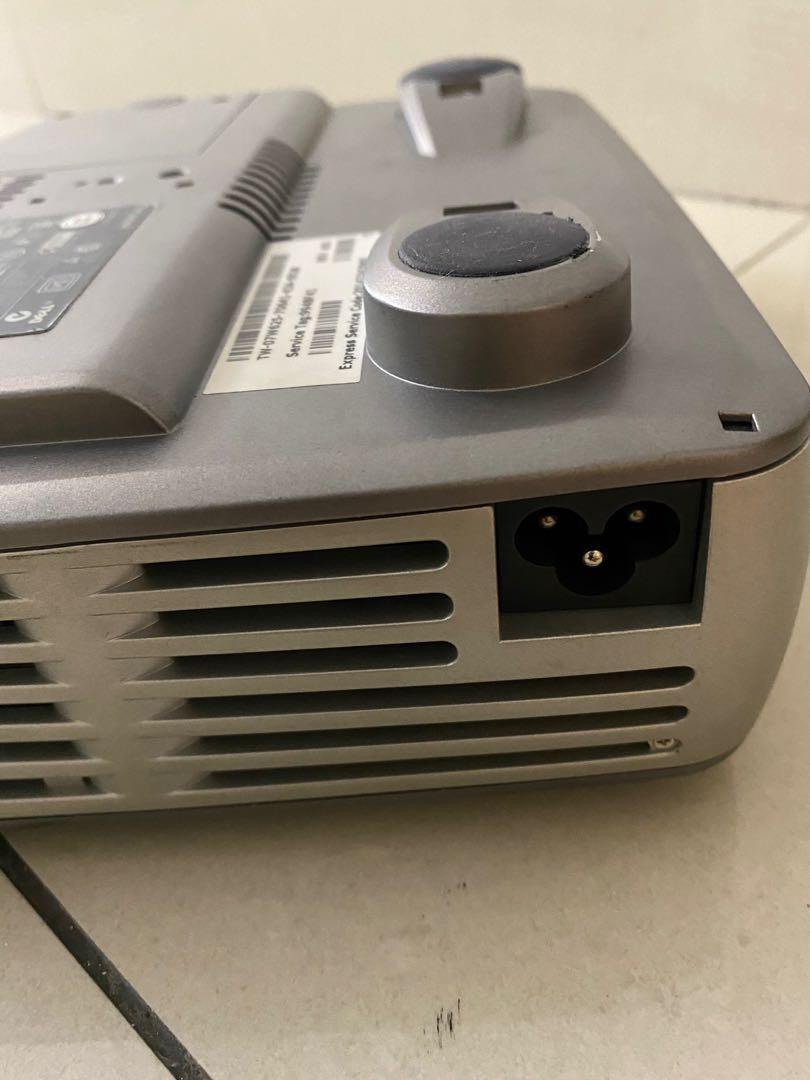 Dell faulty projector, TV & Home Appliances, Electrical, Adaptors ...