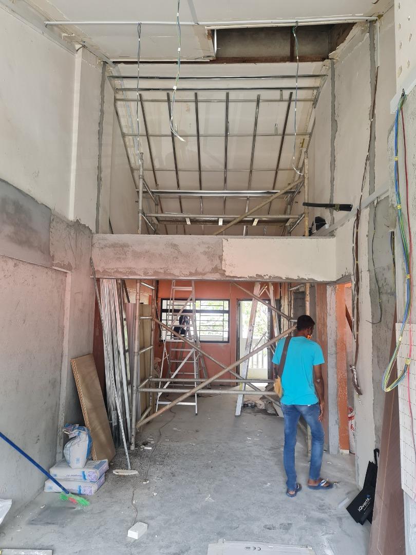 HDB / Condo Hacking, Dismantling and Disposal of Built in wardrobe ...