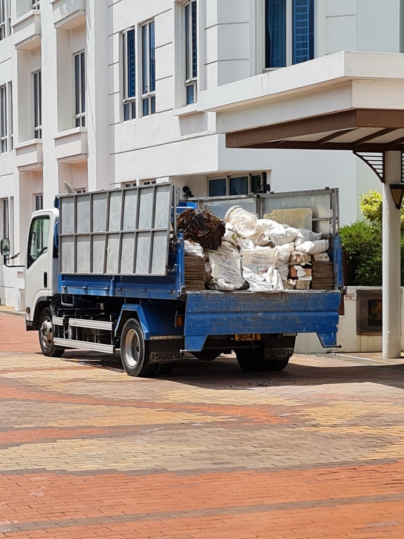 HDB / Condo Hacking, Dismantling and Disposal of Built in wardrobe ...