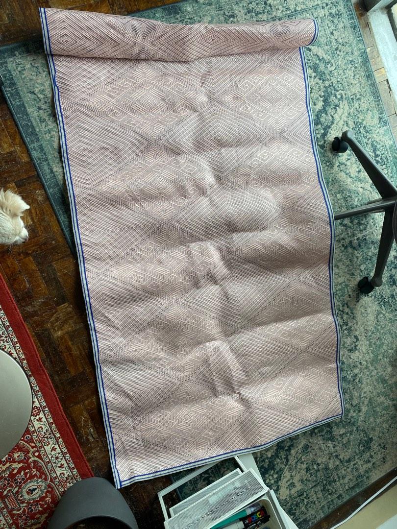 Halohalo Pink/Blue Banig, Furniture & Home Living, Home Decor, Carpets ...