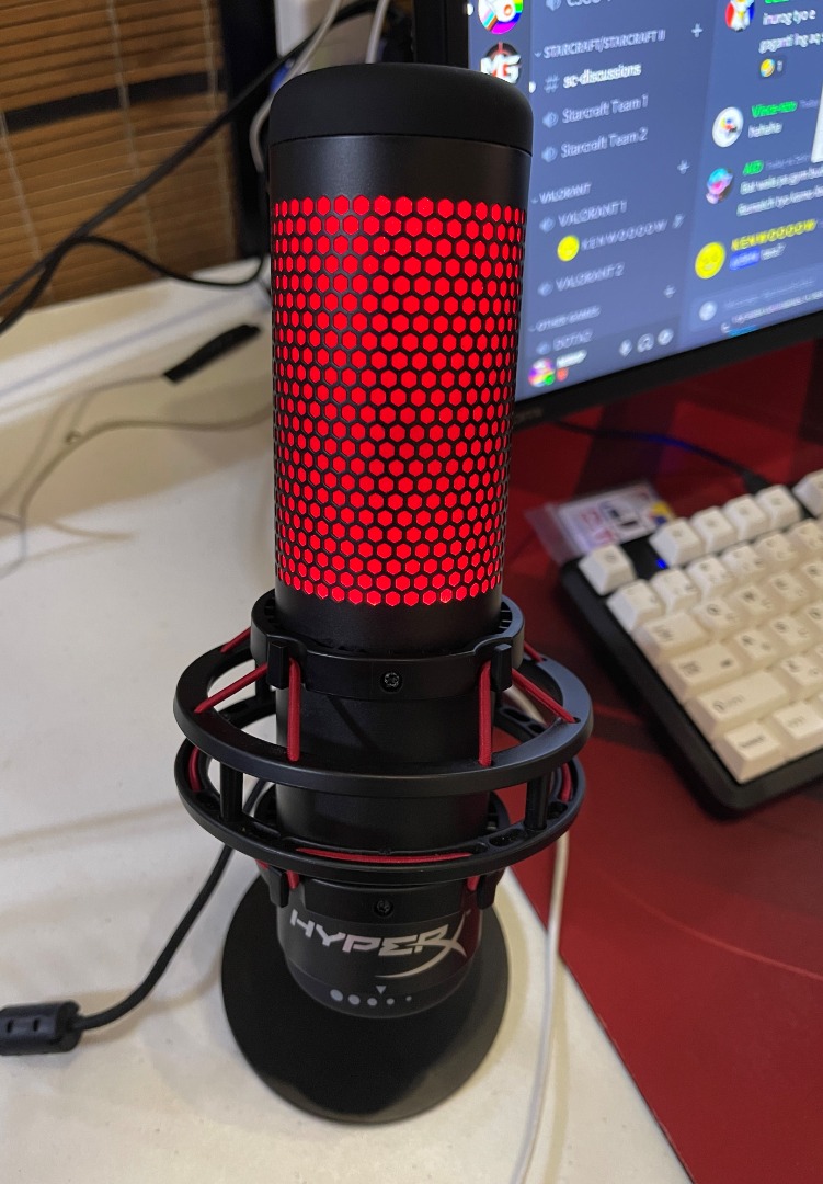 HyperX Quadcast – USB Condenser Gaming Microphone, Audio, Microphones ...